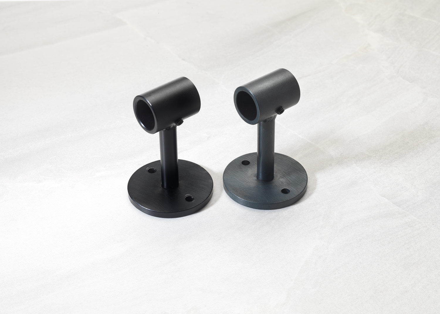 16mm Metal Curtain Pole with Button Finial - Bradfield | Made By The Forge